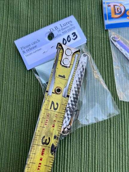 DB Smelt Fishing Lures - Gregg Auctions