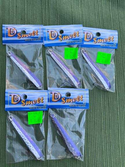 DB Smelt Fishing Lures - Gregg Auctions