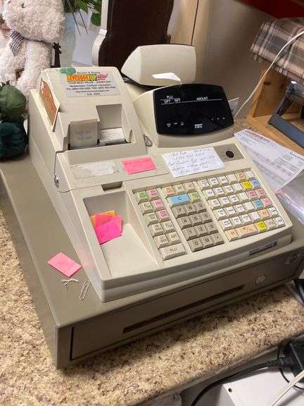 TEC cash register - Gregg Auctions