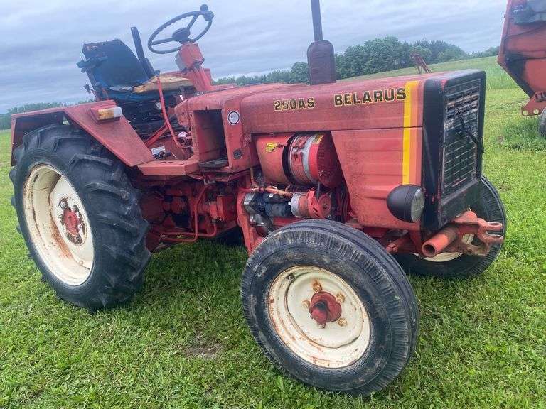 Belarus 250as tractor - Gregg Auctions