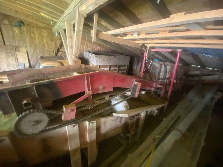 red conveyor - Gregg Auctions