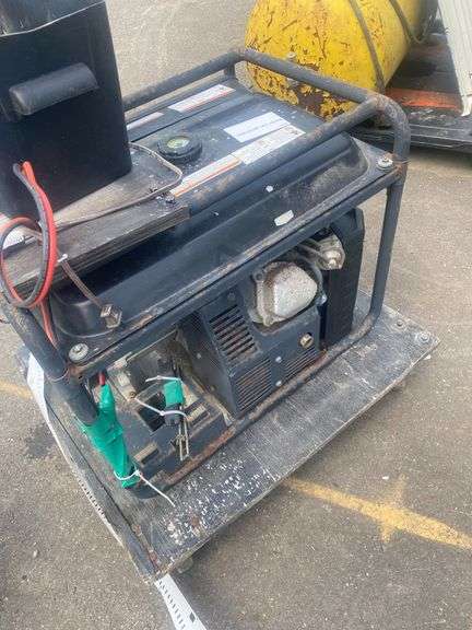 Arctic cat generator - Gregg Auctions