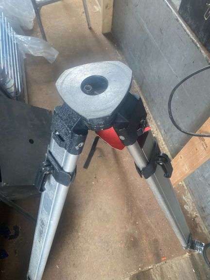 Transit tripod - Gregg Auctions