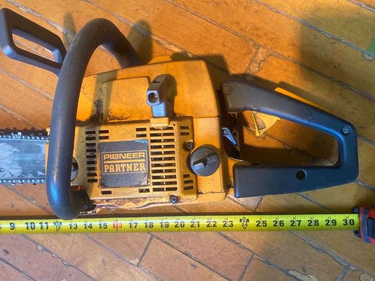 Partner chainsaw - Gregg Auctions