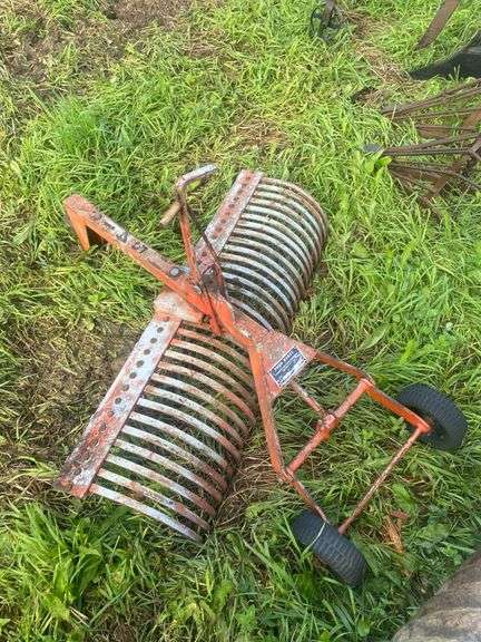 York rake - Gregg Auctions