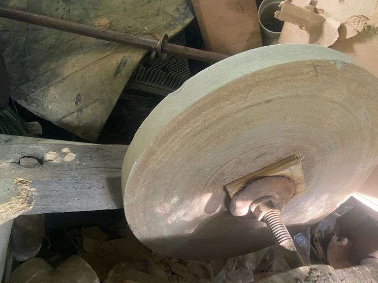 Whetstone wheel - Gregg Auctions