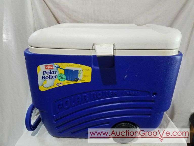 Igloo Polar Roller 60 quart cooler, the igloo on wheels. G - AuctionGrooVe.com 608-792-2437