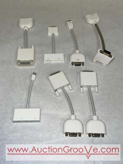 Lot of 7 Apple adapters. Some are made by Apple and some are ...