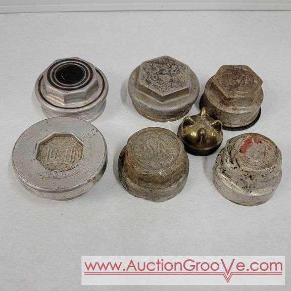 Seven Grease Caps. Austin, Scripps Booth, J, M, Essex Motors. C ...