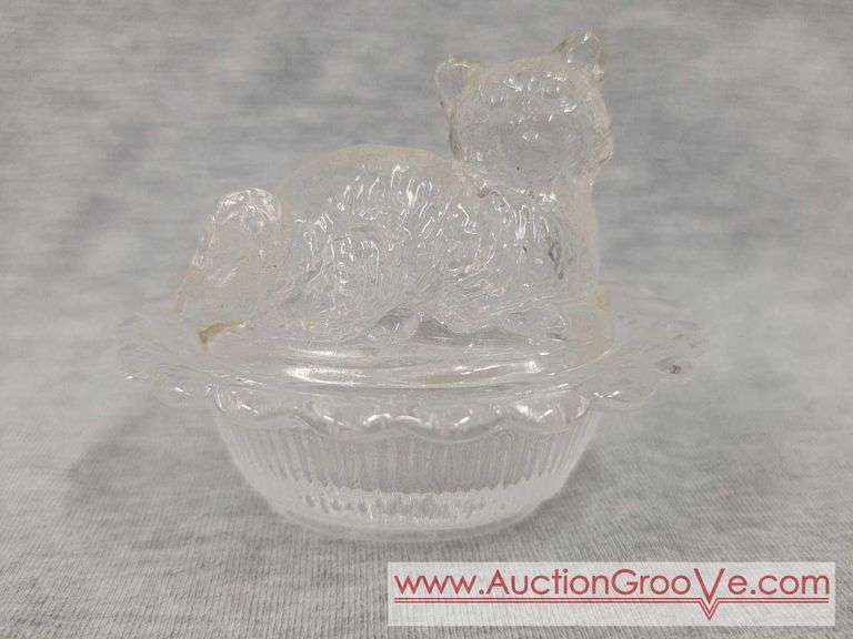 Mosser Kitty in Basket. 2.5 x 3. Consignment not from King's Ransom ...