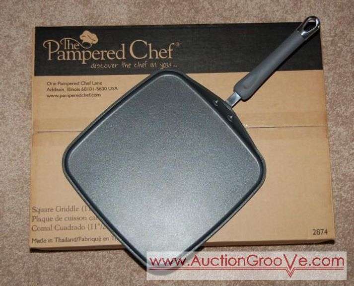 Pampered Chef 11" square griddle cooks your pancakes evenly and cleans ...