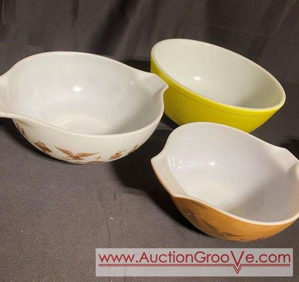 Set of 3 Pyrex MCM mixing bowls, rooster pattern - 1x Lemon yellow ...