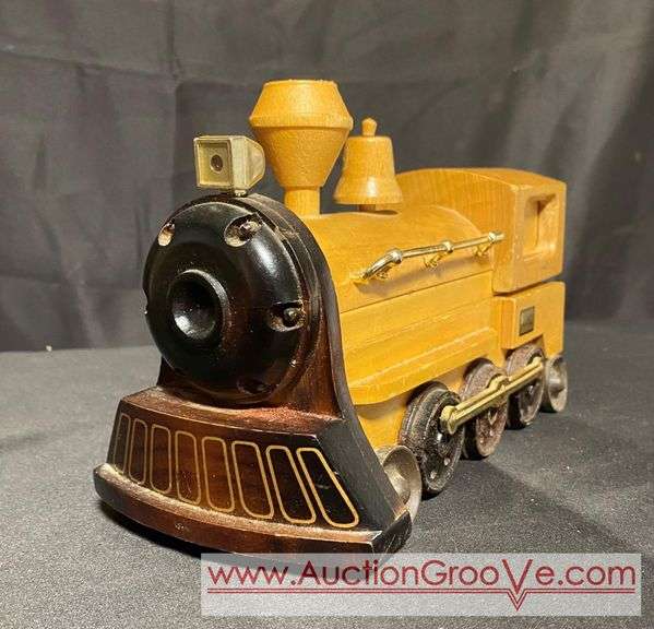 Call me maybe? What a unique wooden train engine phone! - AuctionGrooVe ...