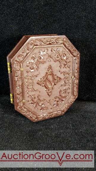 Octagonal Gutta-Percha Union Case This unique, beautiful, octagonal ...