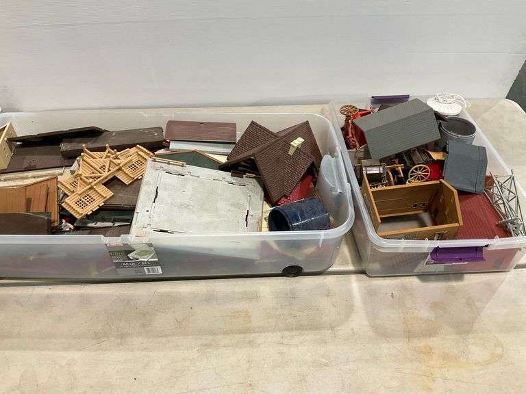 Big lot of Ertl toy buildings parts and pieces. Barns, Cilo’s ,sheriffs ...