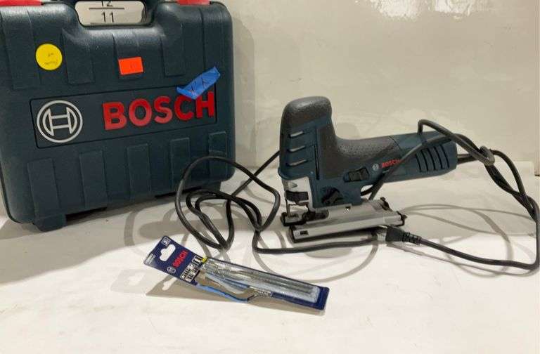 Bosch Jigsaw with accessories - Hash Auctions