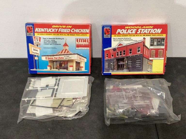 HO Scale Scenery for Ho Train Layouts, includes KFC, & Woodland Police ...