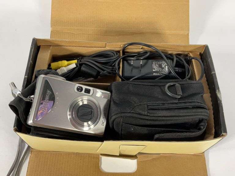 Gateway DC-T50 Compact Digital Camera, in box - Hash Auctions