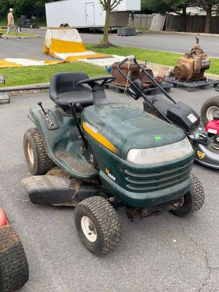 Craftsman LT 1000, riding mower, - Hash Auctions