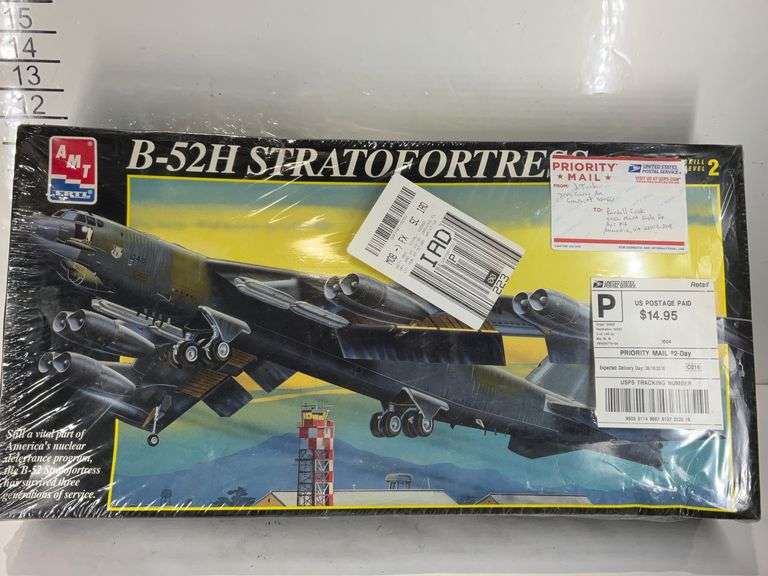 AMT/ERTL model airplane kit. Unopened. B-52H STRATOFORTRESS. - Hash ...
