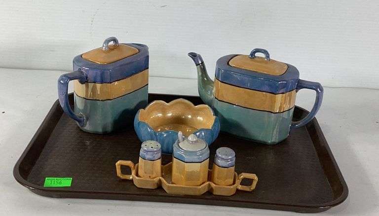 Made in Japan hand painted tea set with condiments - Hash Auctions
