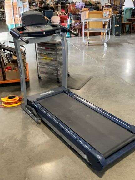 Tracker treadmill by Keys Fitness, emergency stop works with magnet ...