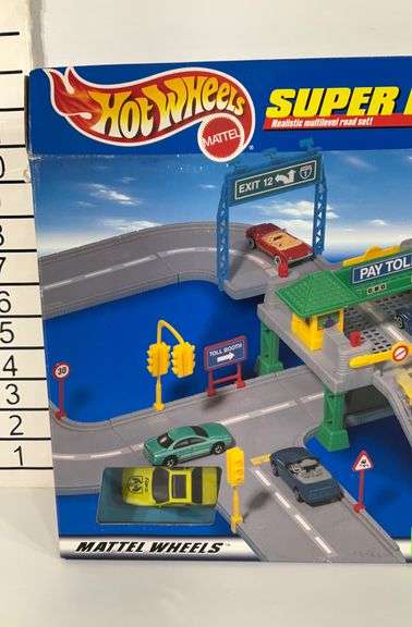 Hot Wheels Super Highway, sealed - Hash Auctions