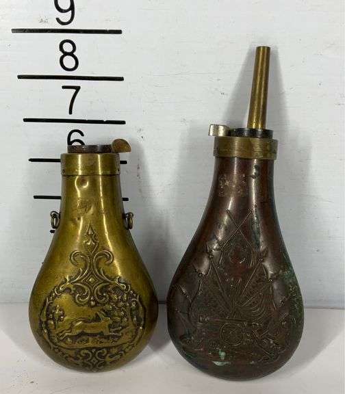 Two powder flasks - Hash Auctions
