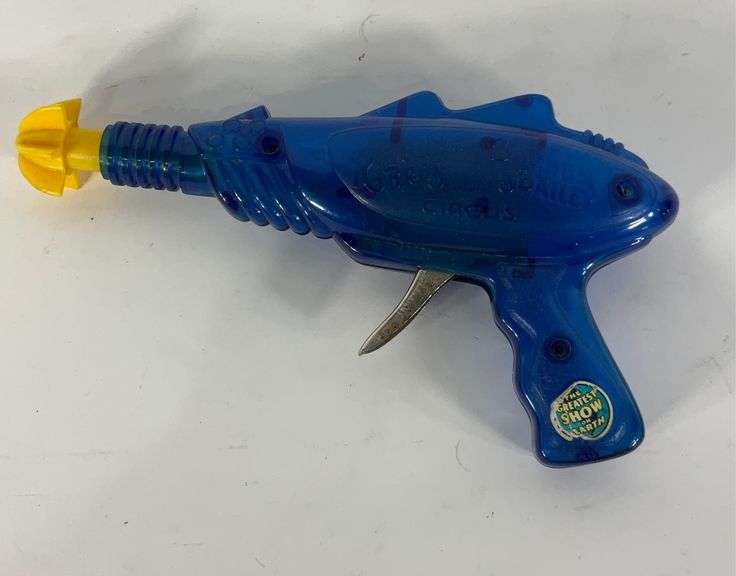 Ringling Bros & Barnum & Bailey Circus friction Ray Gun. Works - Hash ...