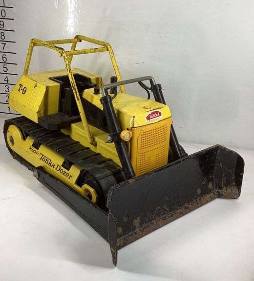 Mighty Tonka dozer T9 - Hash Auctions