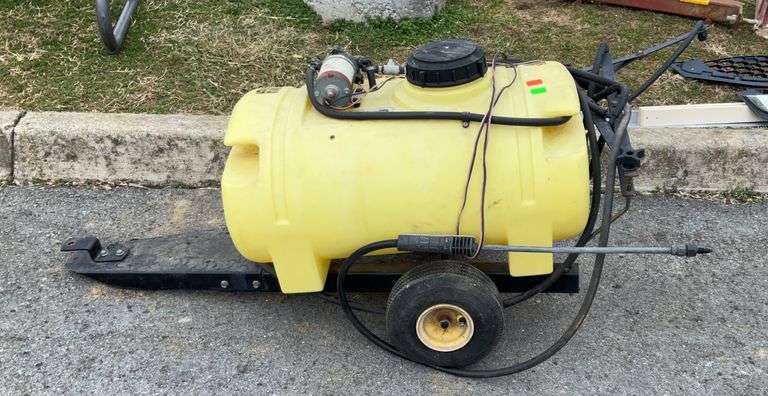 John Deere Sprayer rig, 25gallon tank, pull behind mower type - Hash ...
