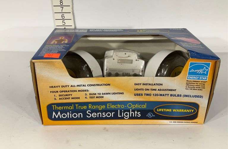 Thermal True range electro-optical motion sensor lights in box - Hash ...