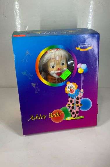 Ashley Belle porcelain keepsake clown puppet - Hash Auctions