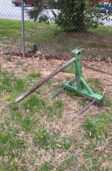 Hay Spike 3 point hitch type - Hash Auctions