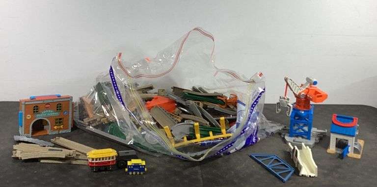 Tonka Train Set w/ XL Space Bag - Hash Auctions