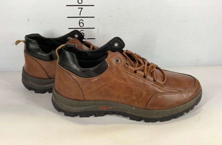 New HTF shoes size 43 - Hash Auctions