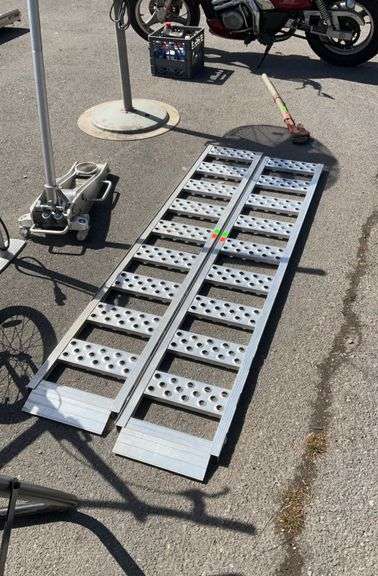 Highland Car ramps(2) 13”width x 76”length - Hash Auctions
