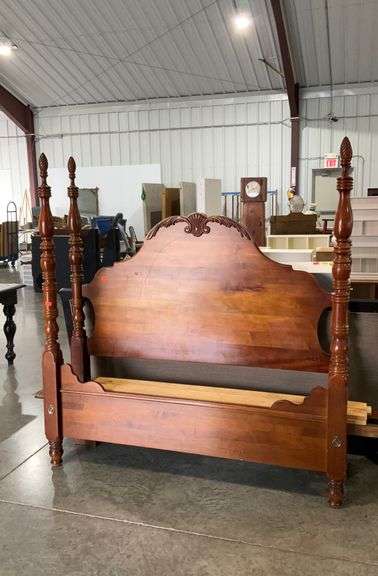 Queen size Poster Bed, flame design post top finals, arched design ...