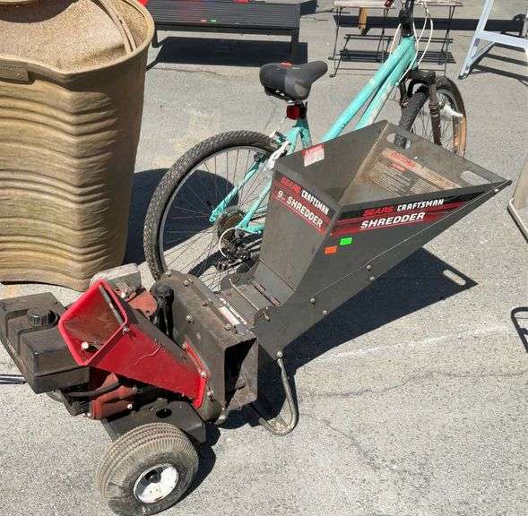 Sears/craftsman shredder 9HP (not tested)(sc:D5) - Hash Auctions
