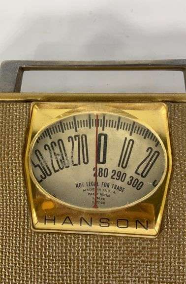 Vintage Hanson bathroom scale - Hash Auctions