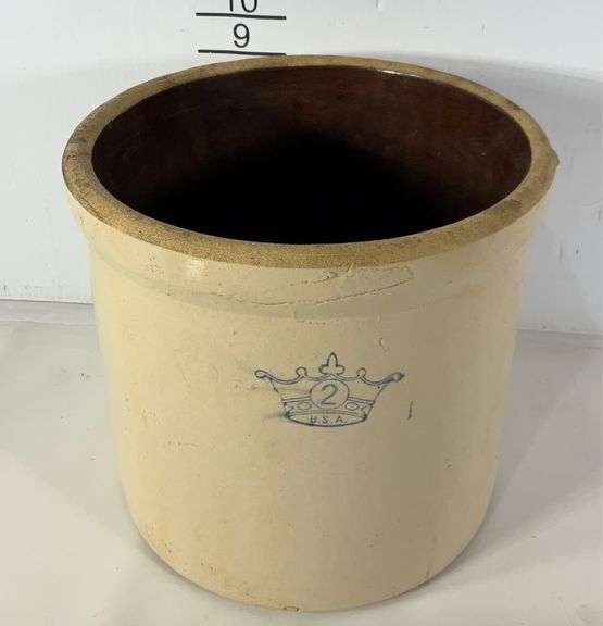 Robinson Ransbottom #2 stoneware crock 9” tall - Hash Auctions