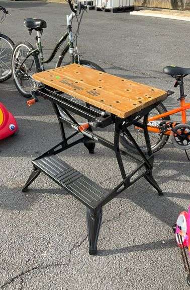 B&D Workmate 400, portable project Center & Vise - Hash Auctions