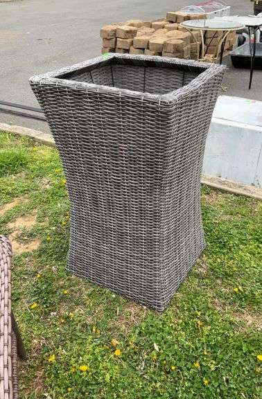 Outdoor all weather wicker planter, with plastic planter insert, some ...
