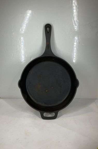 Amazon Basics cast iron skillet 12 inch - Hash Auctions