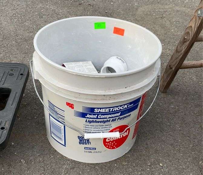 Hardware, Bucket with some PVC Fittings, - Hash Auctions