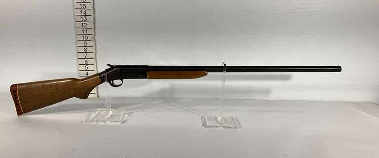 Harrington and Richardson model topper 158 single shot 12 guage shotgun ...