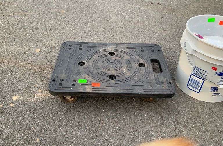 Platform Cart, poly top 15x19” - Hash Auctions