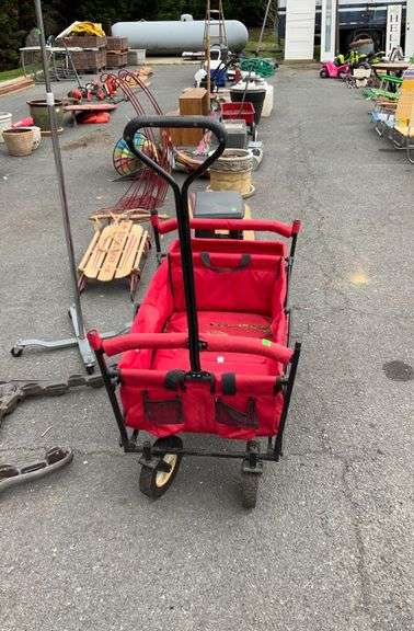 Red canvas folding Wagon - Hash Auctions