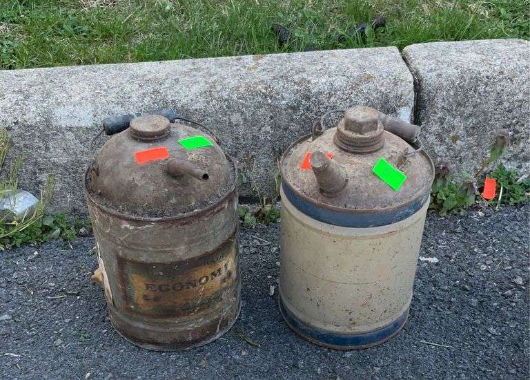 Kerosene cans(2) - Hash Auctions
