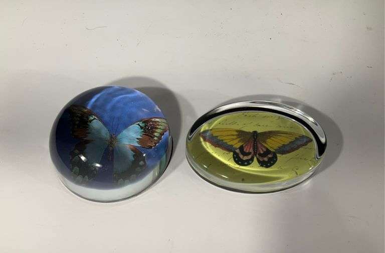 Two glass butterfly paperweights - Hash Auctions